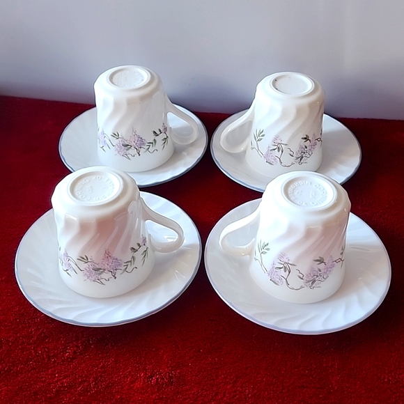 Corelle | Dining | Set Of 8 Corelle By Corning Wisteria Purple Lilac ...